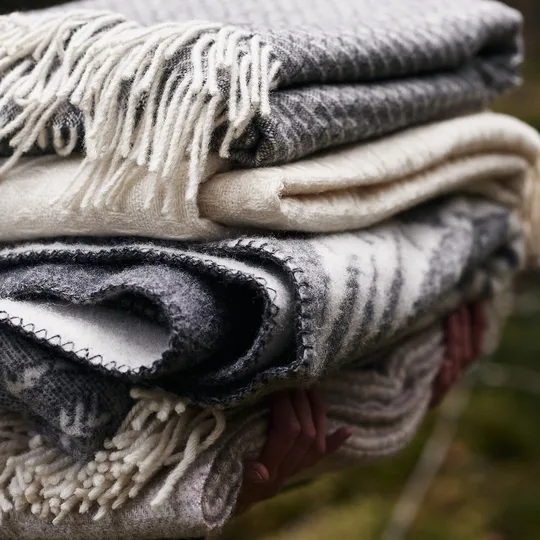 Twist wollen plaid van Klippan Yllefabrik - NordicNest.nl